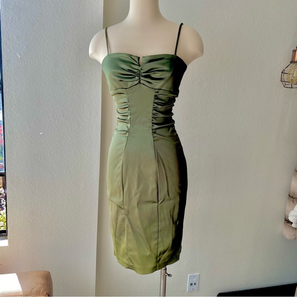 Xscape | Dresses | Vintage Xscape Green Stain Dress | Poshmark